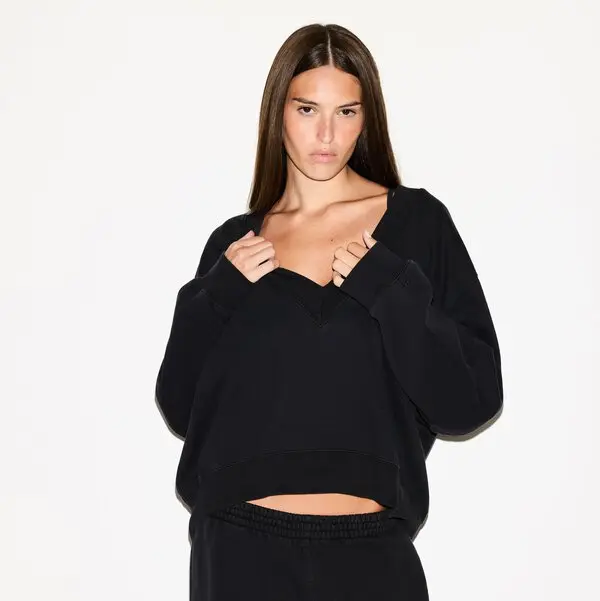 SKIMS Boyfriend Fleece Oversized V Neck Pullover - Washed Onyx