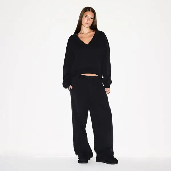 SKIMS Boyfriend Fleece Oversized V Neck Pullover - Washed Onyx
