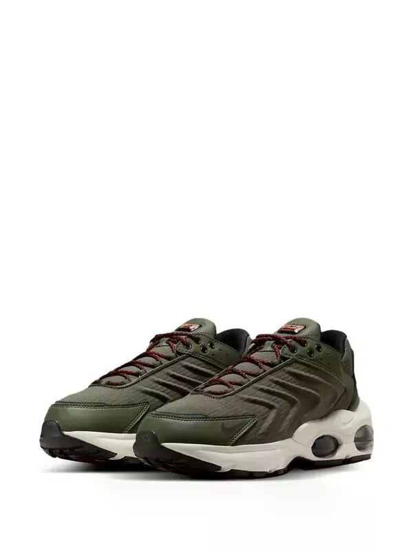 Nike Air Max Tailwind Low-top Sneakers
