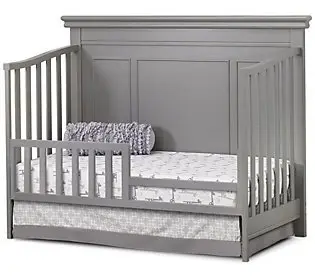 SORELLE Finley Lux Flat Top Crib