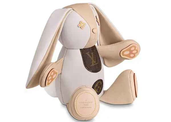 LOUIS VUITTON Doudou Lewis Rabbit Monogram - Beige