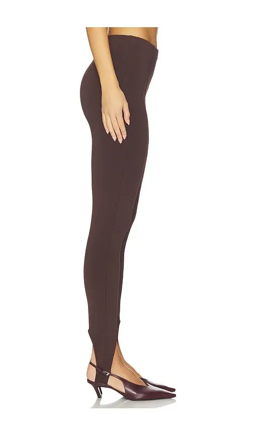 SEROYA Kelsey Stirrup Legging In . Also