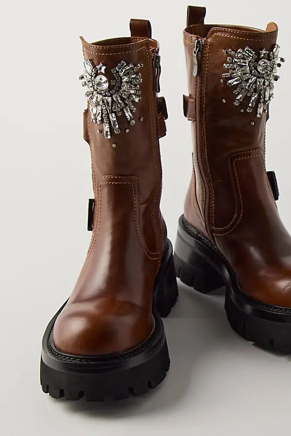 NAN-KU COUTURE Glasgow Embellished Leather Boots - Tan