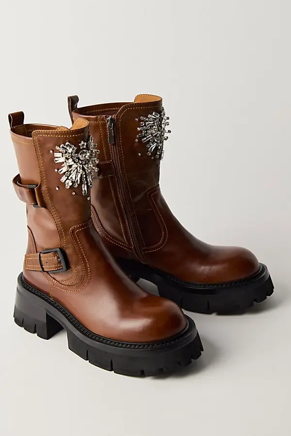 NAN-KU COUTURE Glasgow Embellished Leather Boots - Tan