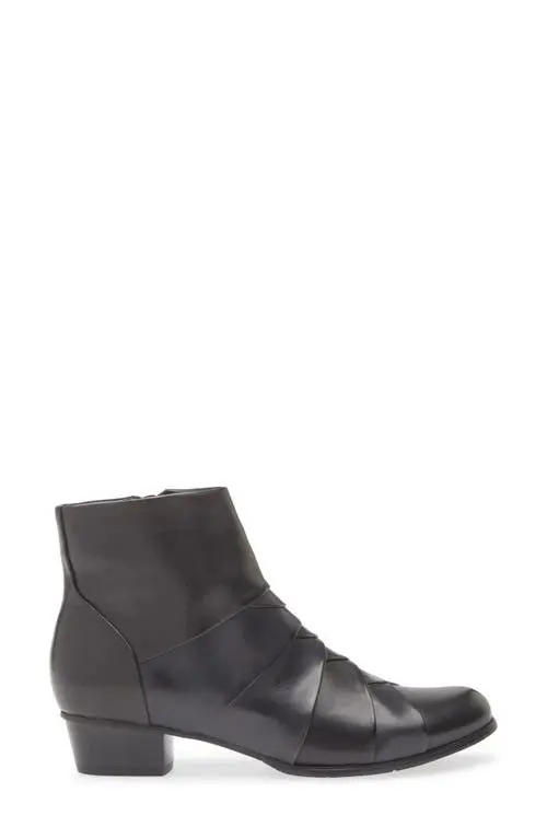 Regarde Le Ciel Stefany Block Heel Bootie - Black/navy
