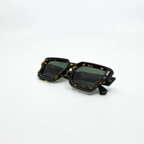 TAXXON EYEWEAR 008 Sunglasses With Tortoise Frame