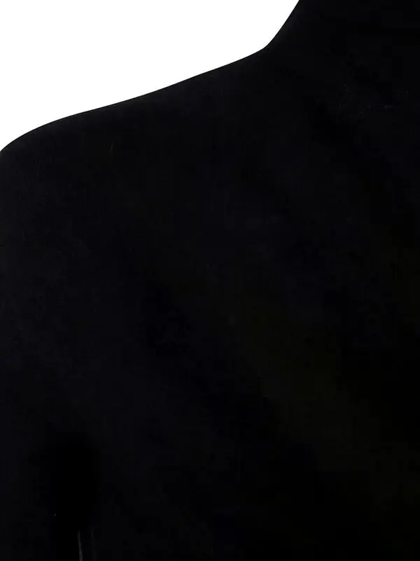 MD75 Roll-neck Top