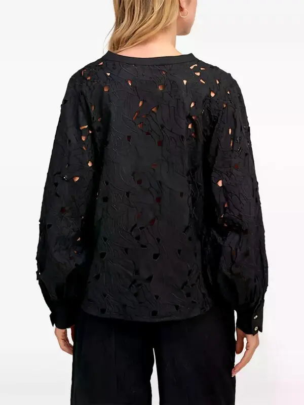 PEARL & CAVIAR Broderie Blouse