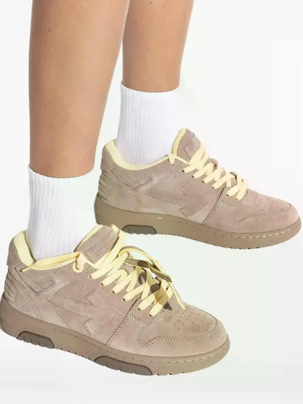 Off-White Arrow Leather Sneakers