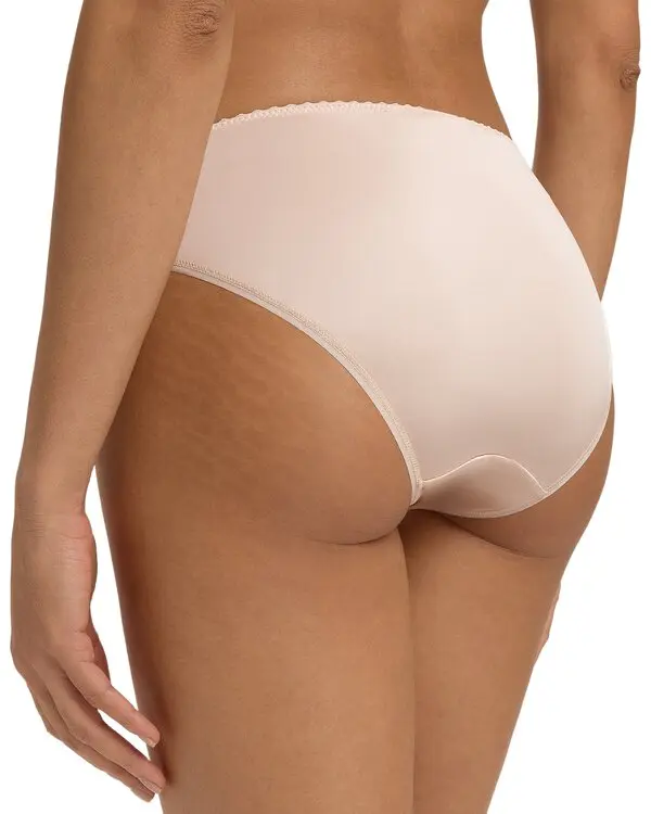 Hanro Satin Deluxe Bikini Bottom - Natural