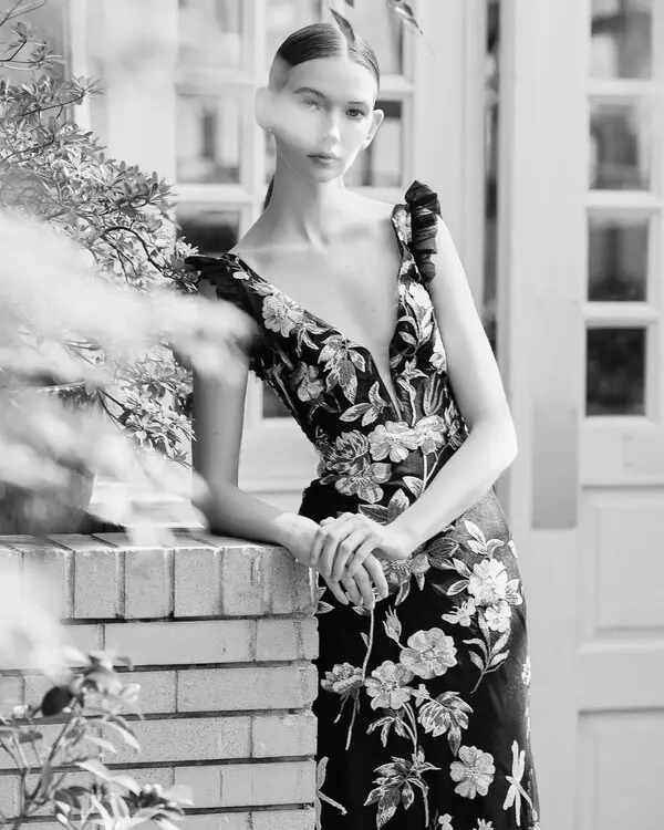 Mac Duggal Embroidered Floral Plunge Neck Trumpet Gown - Black Multi |  Editorialist