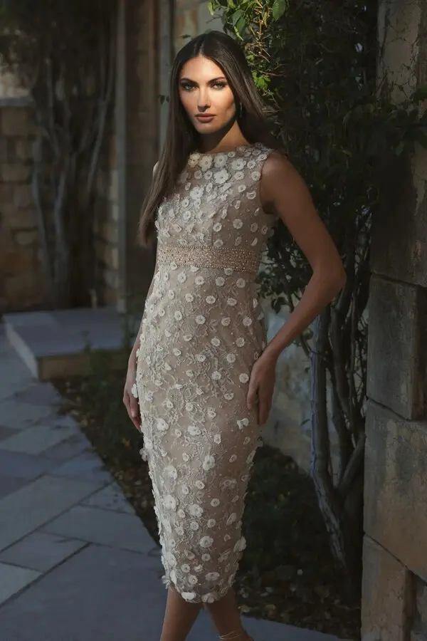Mac Duggal Floral Applique Lace Sleeveless Midi Dress - Neutral