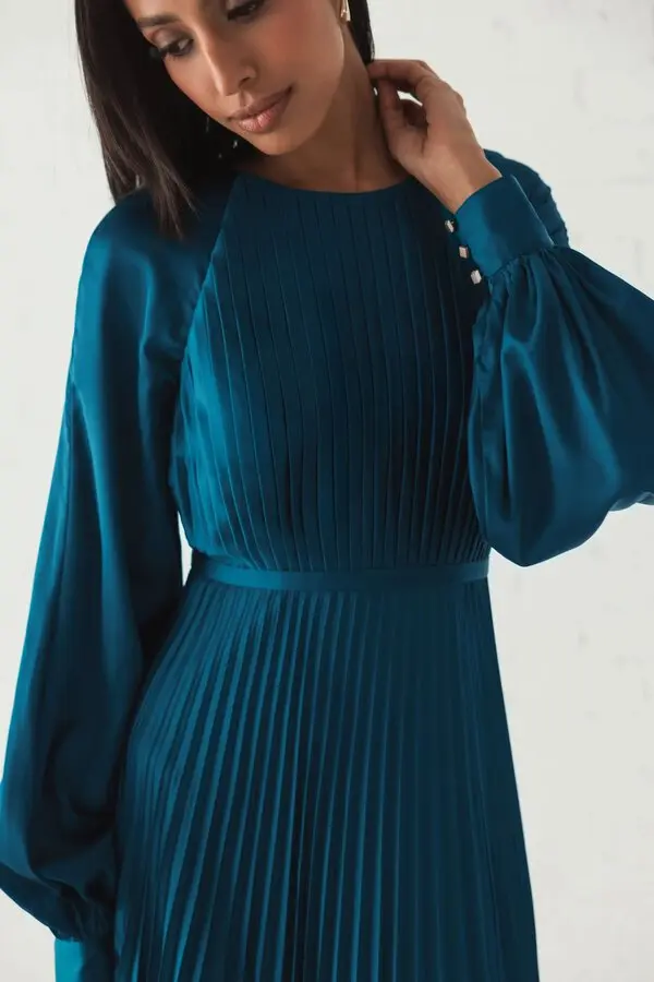 Mac Duggal Pleated High Neck Long Sleeve Gown With Slit - Blue