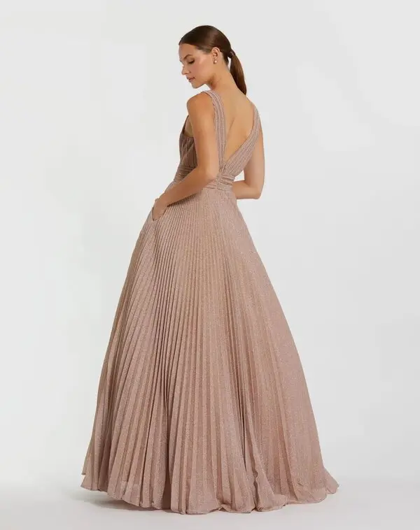 Mac Duggal Shimmering Pleated Gown