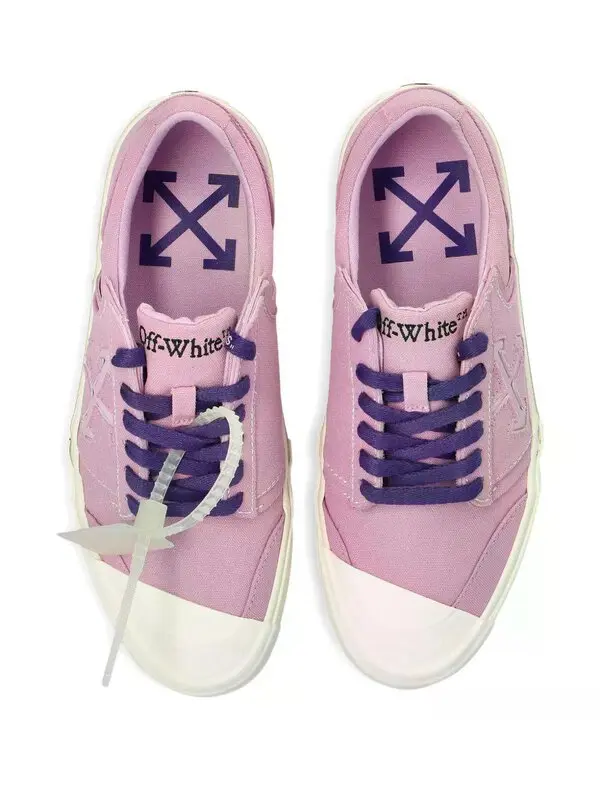 Off-White Arrow-logo Low Top Sneakers
