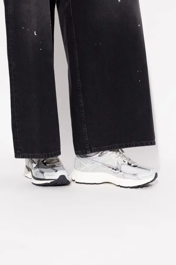 Nike Zoom Vomero 5 Sneakers - Silver