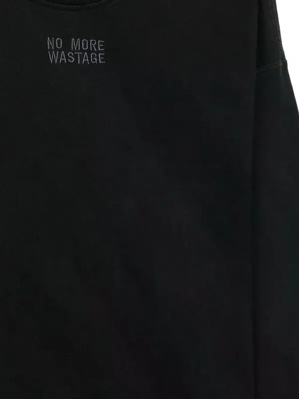 Izzue Embroidered Long-sleeved Sweatshirt - Black