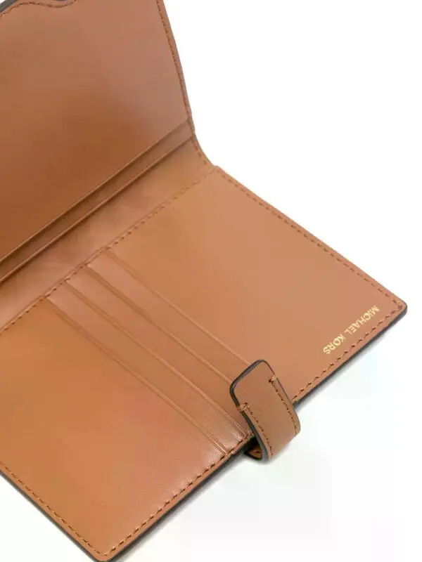 Michael Kors Jet Set Passport Wallet