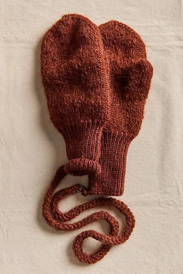 Free People Peruvian Suri Alpaca Yarn Mittens - Mahogany