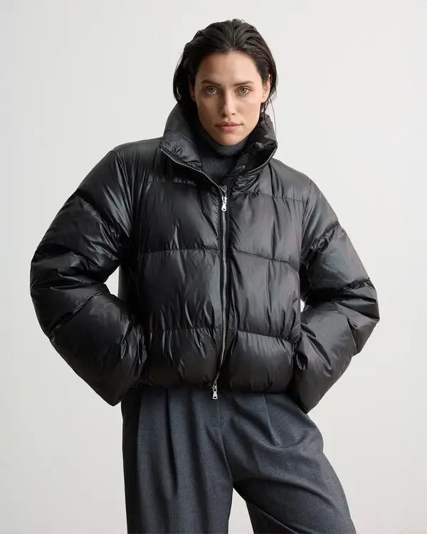 WAKAKUU Storm Puffer Jacket - Black