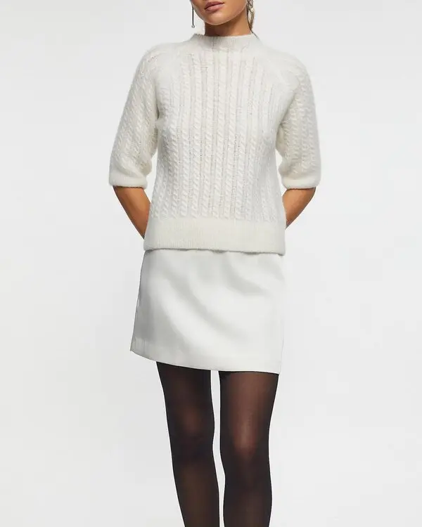 WAKAKUU Odense Cable Knit Sweater