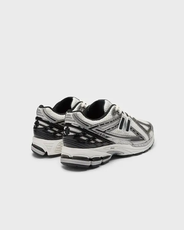 NEW BALANCE 1906r Sneakers - Grey