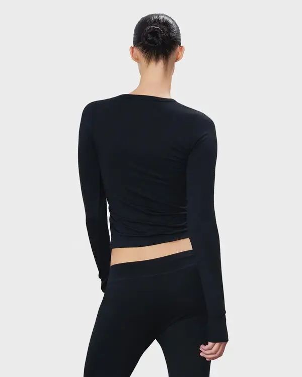 Eterne Fitted Crewneck Long Sleeve Top - Black