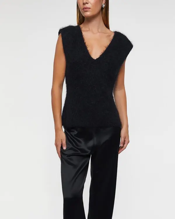 WAKAKUU Kandy Fluffy Knit Top