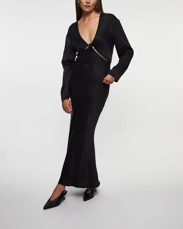 WAKAKUU Gouda Maxi Dress - Black