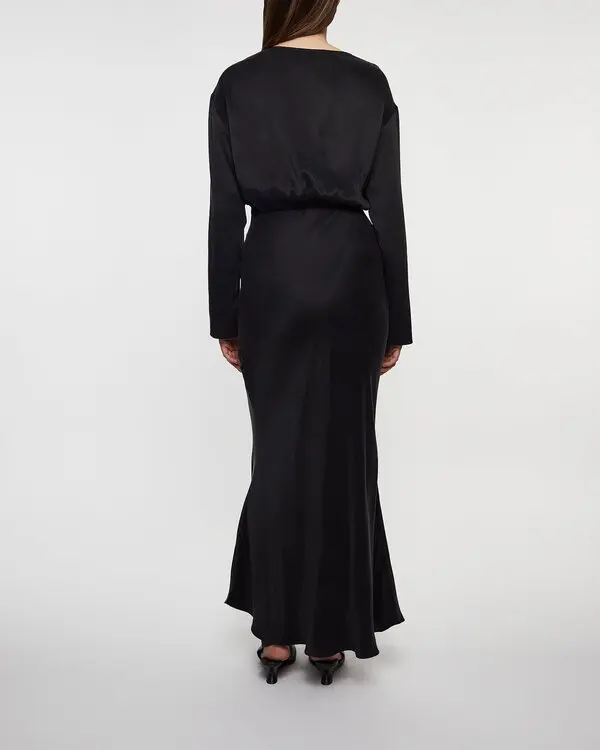 WAKAKUU Gouda Maxi Dress - Black