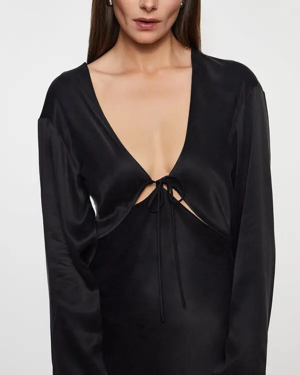 WAKAKUU Gouda Maxi Dress - Black