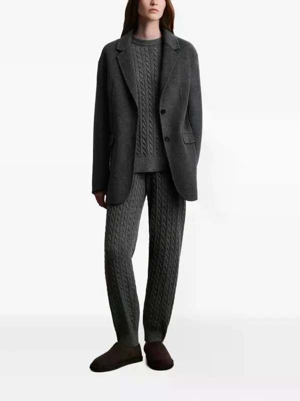 12 STOREEZ Rye Cable-knit Trousers