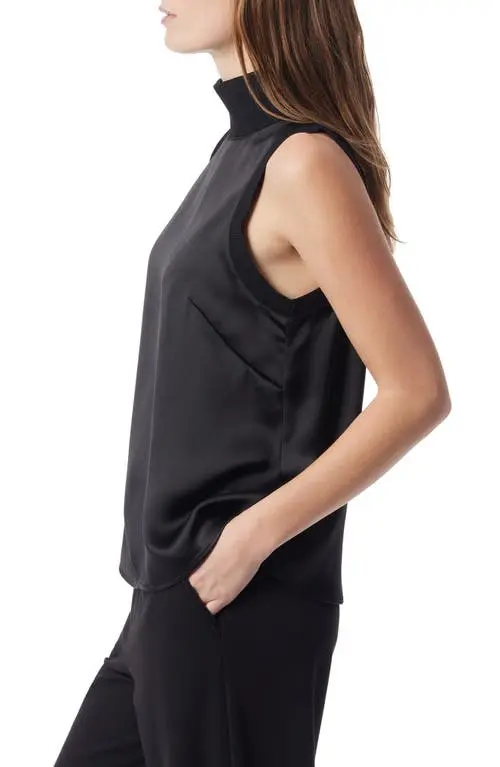 DO BY DEE OCLEPPO Satin Shell Top