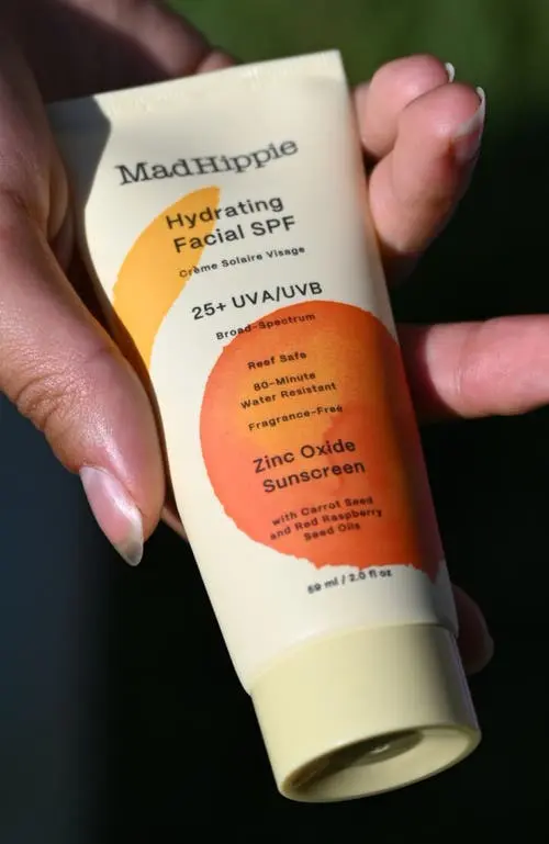 MAD HIPPIE Hydrating Facial Spf 25