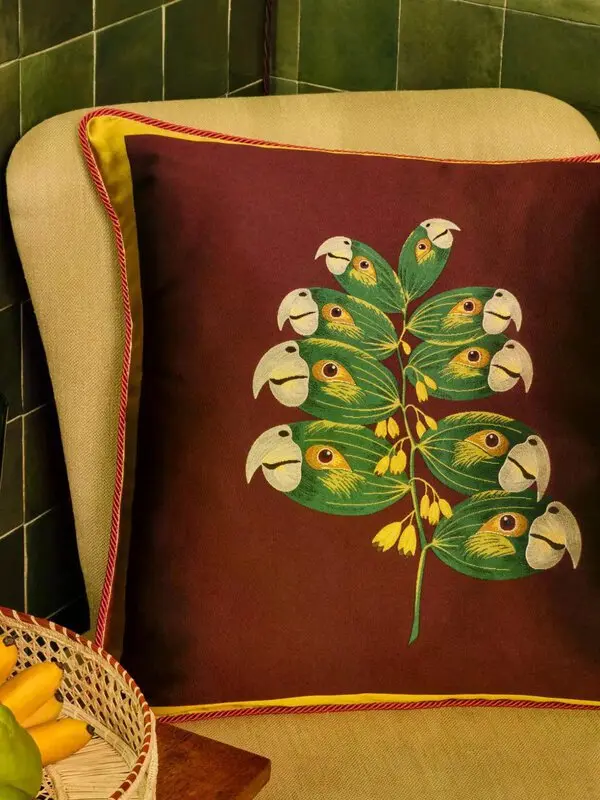 La DoubleJ X Beto Val Fantastic Creatures Parrotstem-print Cushion