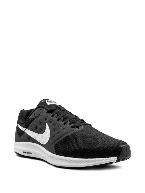 Nike Downshifter 7 Low-top Sneakers