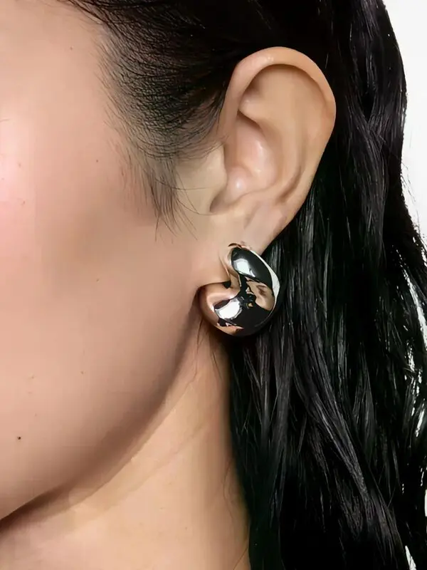 MARIA BLACK Saddle Earring Medium