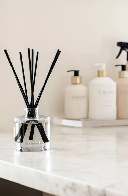 L'AVANT COLLECTIVE Fresh Linen Reed Diffuser - White