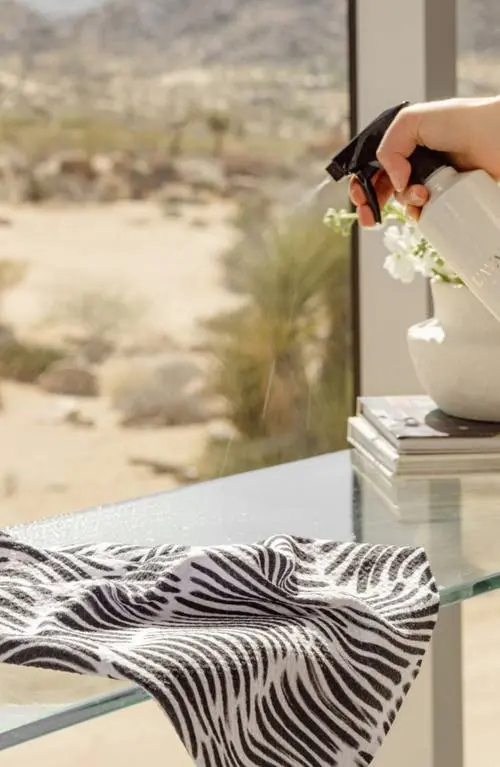 L'AVANT COLLECTIVE X Geometry Cleaning Kit In Fresh Linen