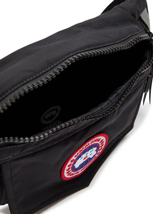 Canada Goose Logo-appliqué Twill Belt Bag - Black