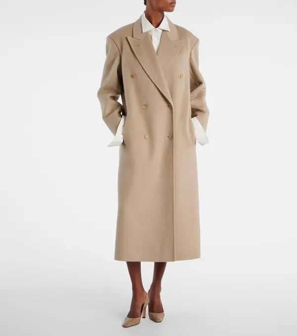 THE ROW Hariet Cashmere Coat - Beige