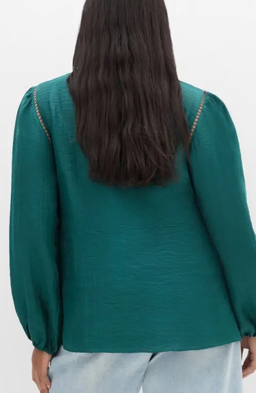 City Chic Lorelai Open Stitch Satin Top - Emerald