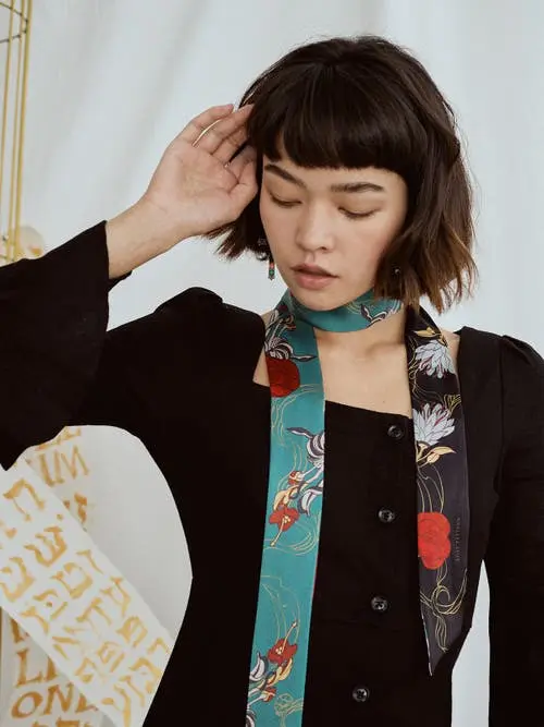 LOST PATTERN Dream" Silk Twill Neck Bow