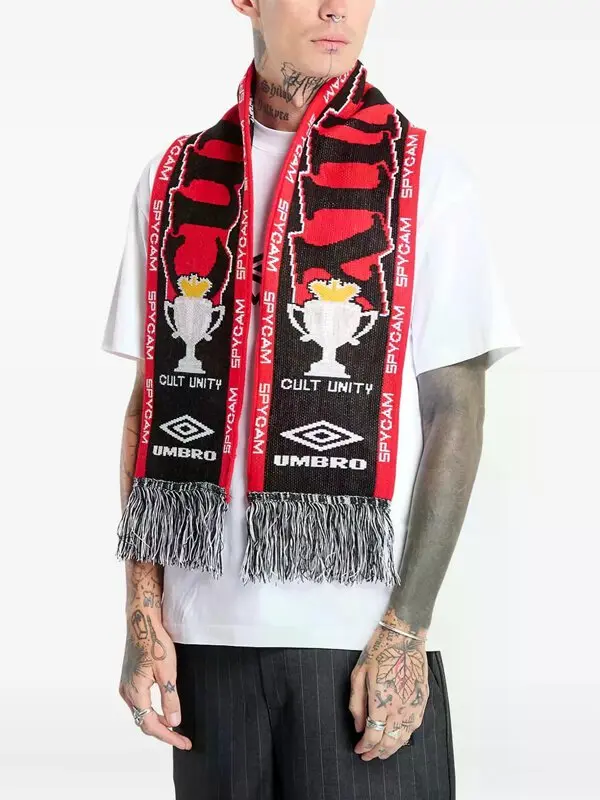 UMBRO Cult Unity Fringed Scarf - Red