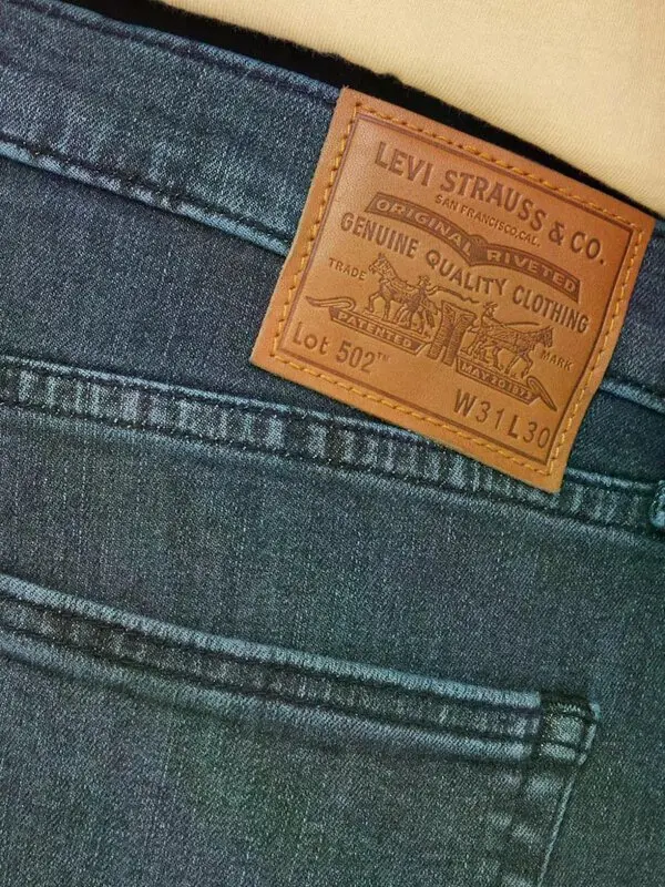 LEVI'S 502 Tapered Jeans
