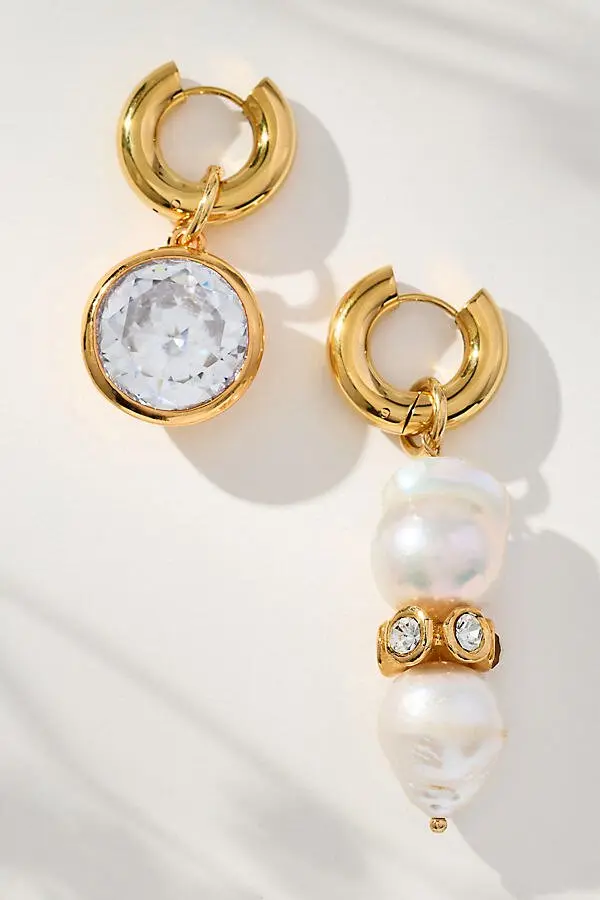 Timeless Pearly Crystal And Pearl Drop Earrings - Gold