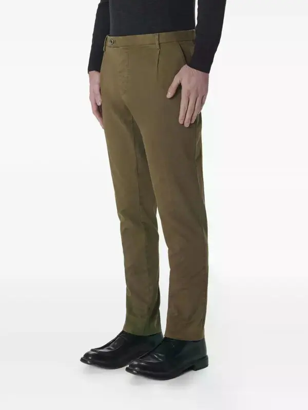 GTA Pleated Chinos