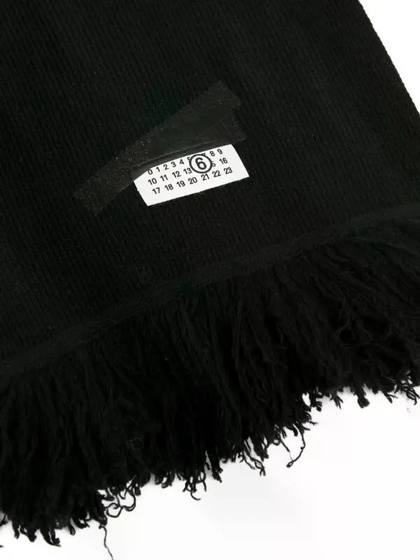 MAISON MARGIELA Ribbed Fringed Scarf