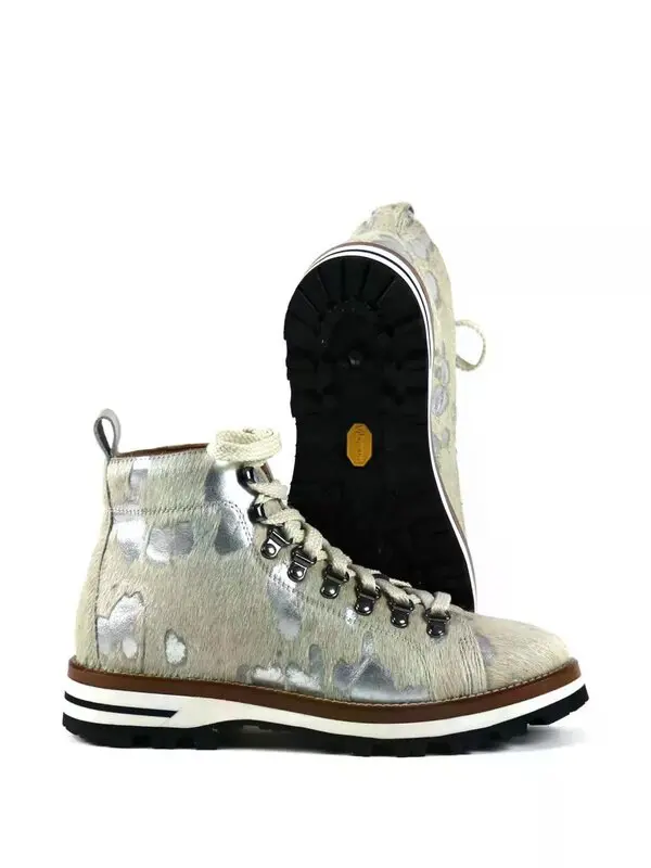 MONPIZ Lace-up Boots