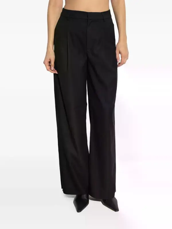 GESTUZ Pleated Wide-leg Trousers